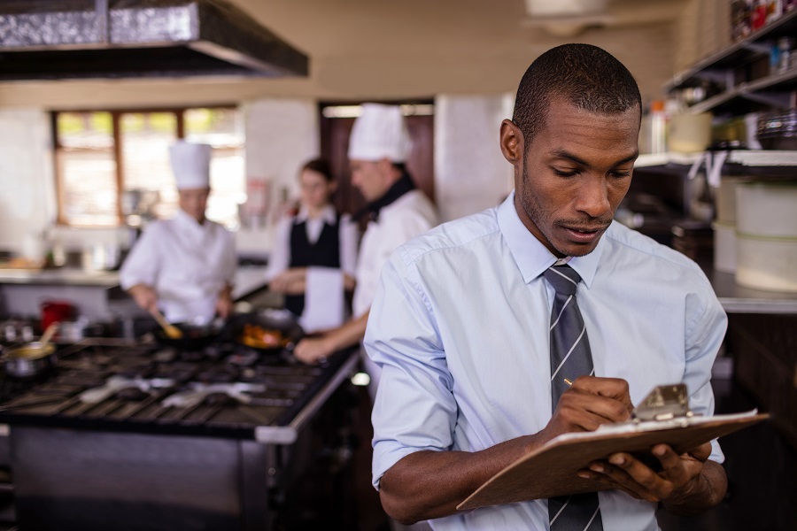 Five Tips on How to Be a Successful Restaurant Manager | NCC